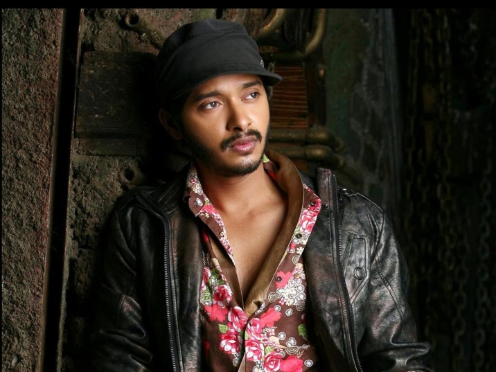 Golmaal Returns Cast List | Golmaal Returns Movie Star Cast | Release ...