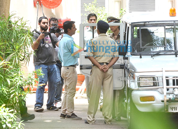 Tabu snapped in the guise of a Police Inspector on sets of ‘Drishyam ...