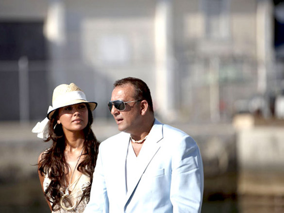 Blue Movie: Review | Release Date (2009) | Songs | Music | Images ...