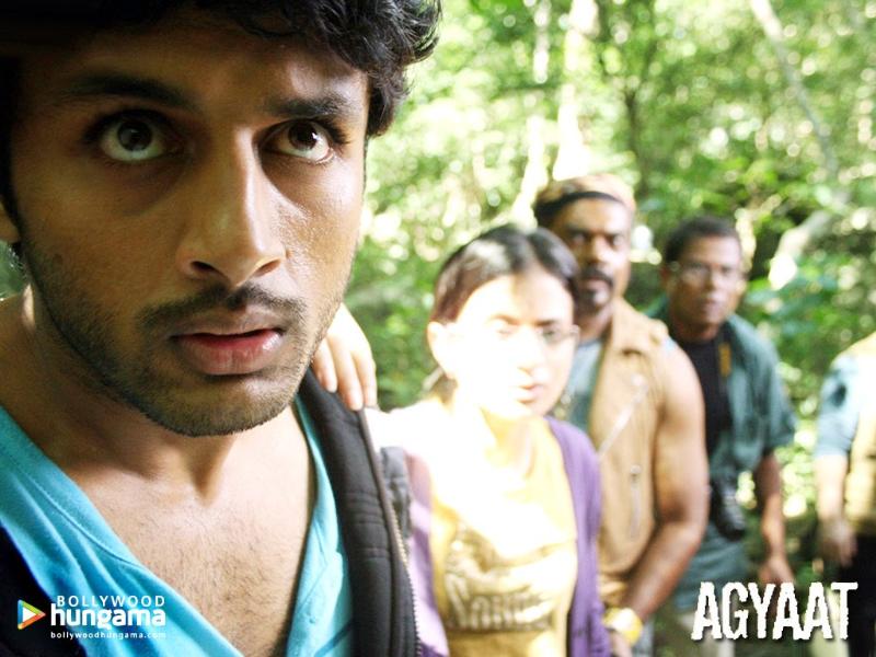 Agyaat 2009 Wallpapers | Agyaat 2009 HD Images | Photos priyanka-kothari-36 - Bollywood Hungama