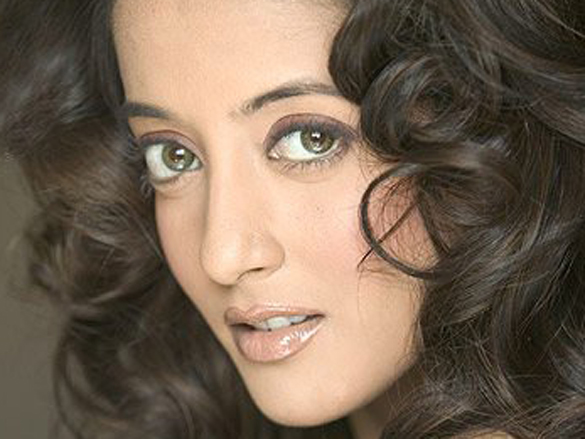 Raima Sen Photos, Images, HD Wallpapers, Raima Sen HD Images, Photos ...