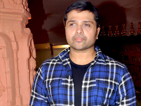 Himesh unveils first look of ‘Damadamm!’ | Photo Of Himesh Reshammiya ...