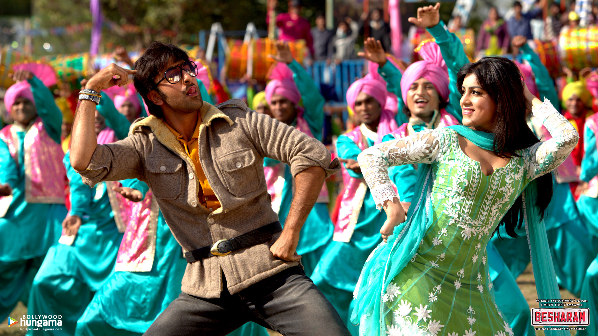 Besharam 2013 Wallpapers | Besharam 2013 HD Images | Photos besharam-17 ...