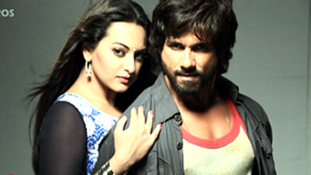 Making Of 'R... Rajkumar' Poster - Bollywood Hungama