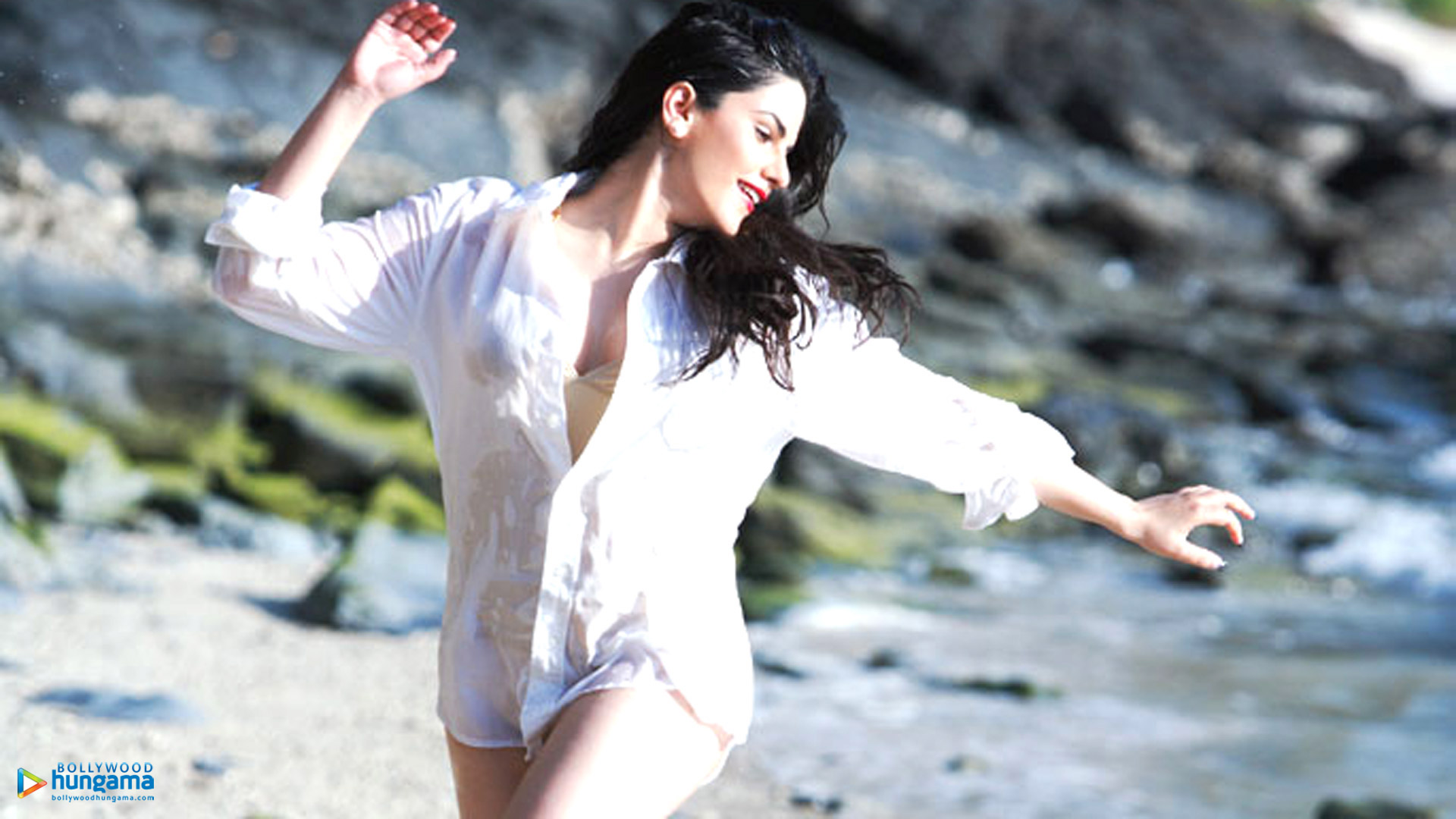 Kashish Singh Wallpapers | kashish-singh-6 - Bollywood Hungama