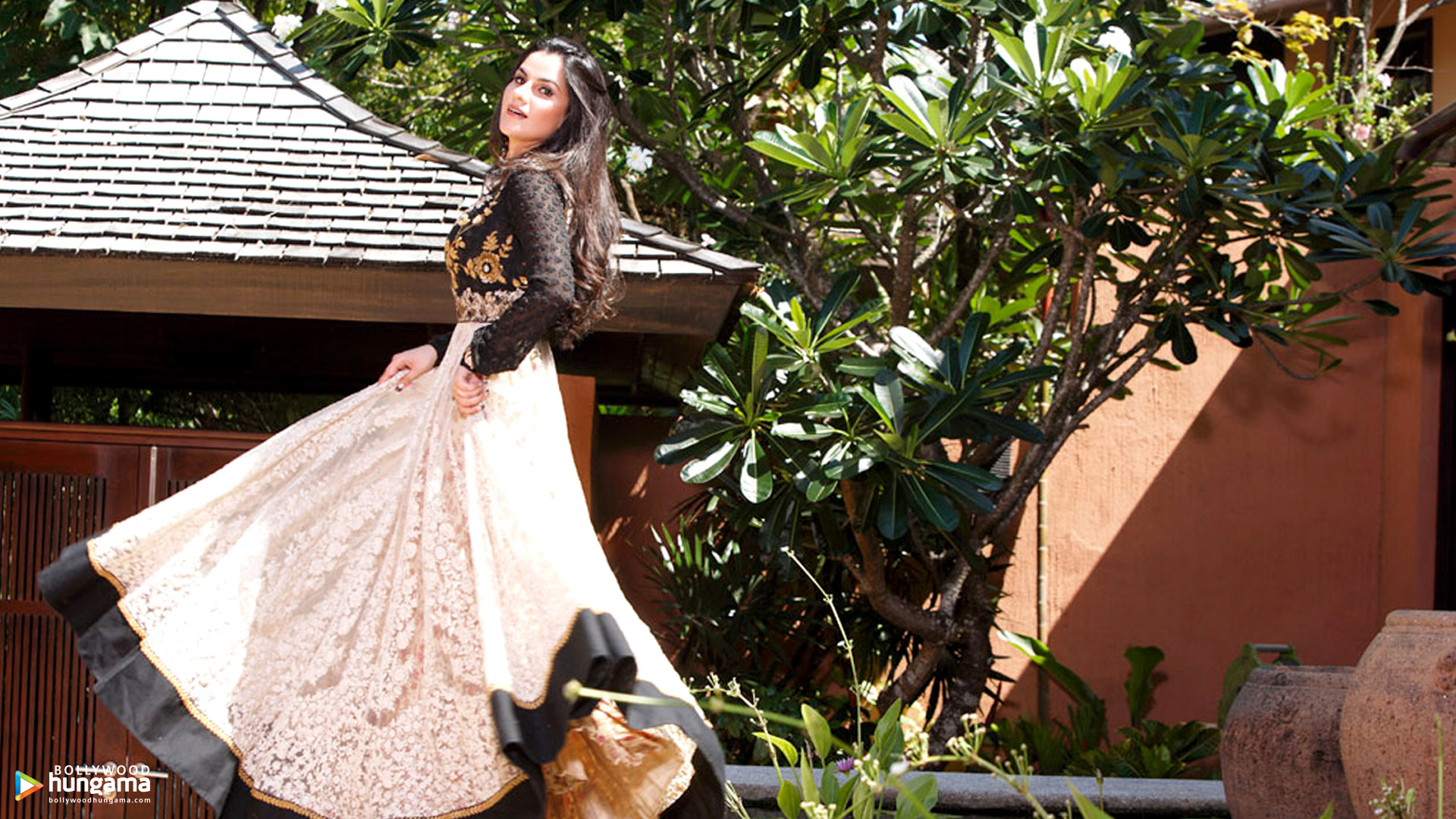 Kashish Singh Wallpapers | kashish-singh-8 - Bollywood Hungama