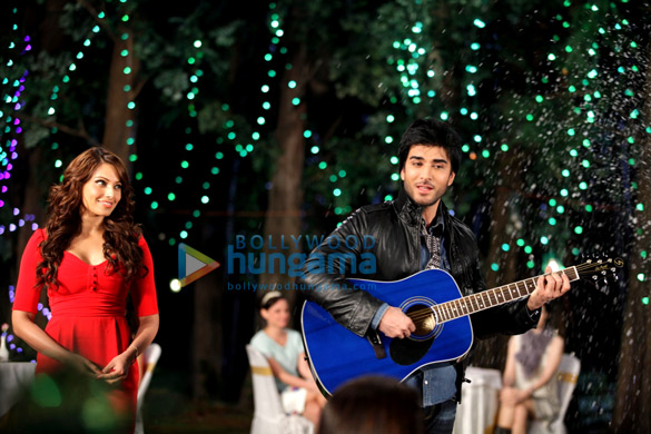 Creature Movie Stills - Bollywood Hungama