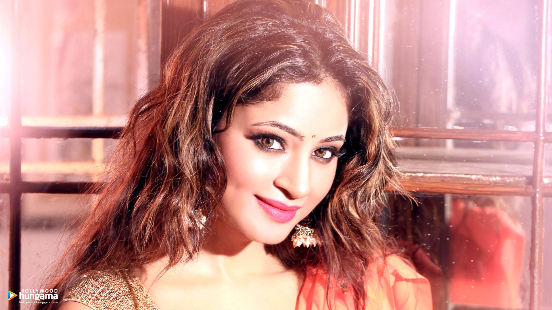 Shilpi Sharma Wallpapers | shilpi-sharma-47 - Bollywood Hungama