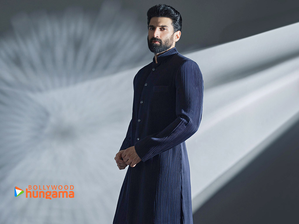 Aditya Roy Kapur Wallpapers | aditya-roy-kapur-6-6 - Bollywood Hungama