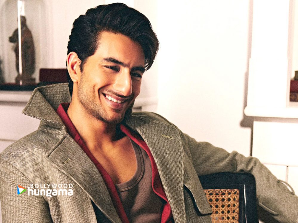 Ibrahim Ali Khan Wallpapers | HD Image Download of Ibrahim Ali Khan ...