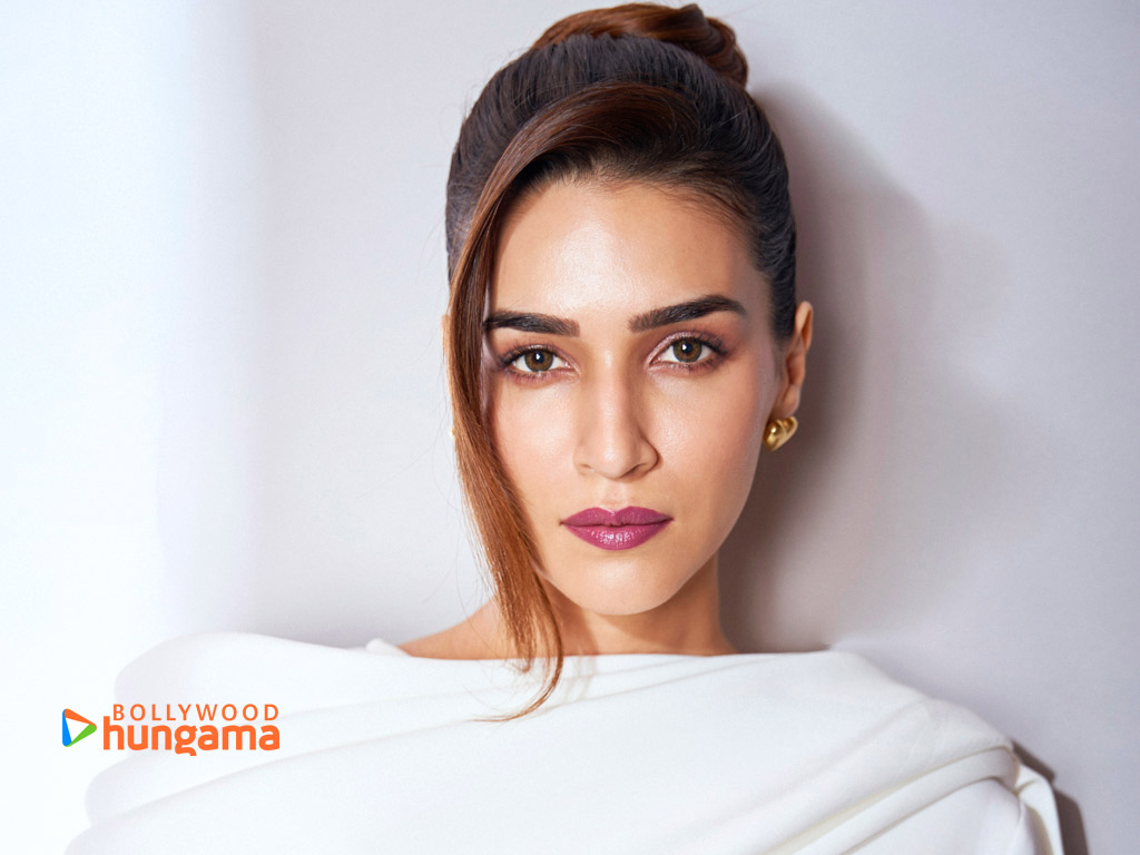 Kriti Sanon Wallpapers | kriti-sanon-3-224 - Bollywood Hungama