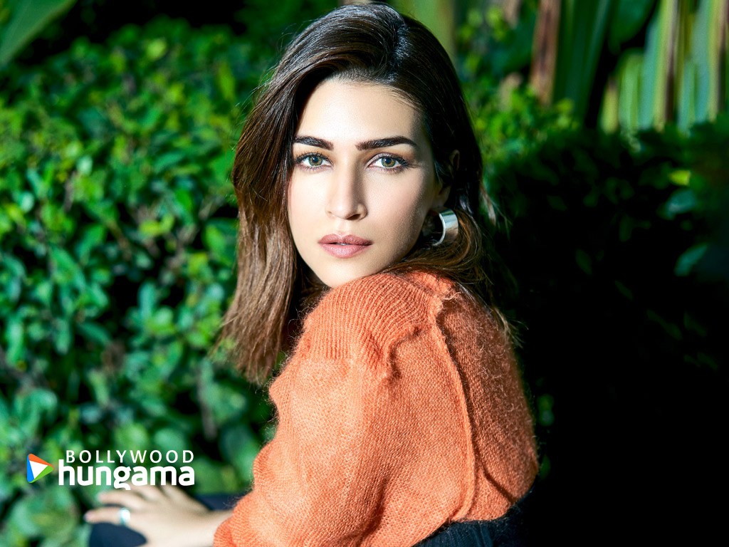 Kriti Sanon Wallpapers | kriti-sanon-6-98 - Bollywood Hungama