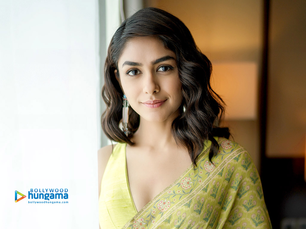 Mrunal Thakur Wallpapers | mrunal-thakur-2-73 - Bollywood Hungama