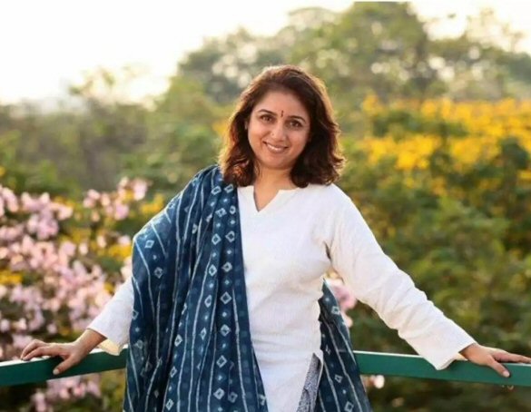 Revathi, Filmography, Movies, Revathi News, Videos, Songs, Images, Box ...