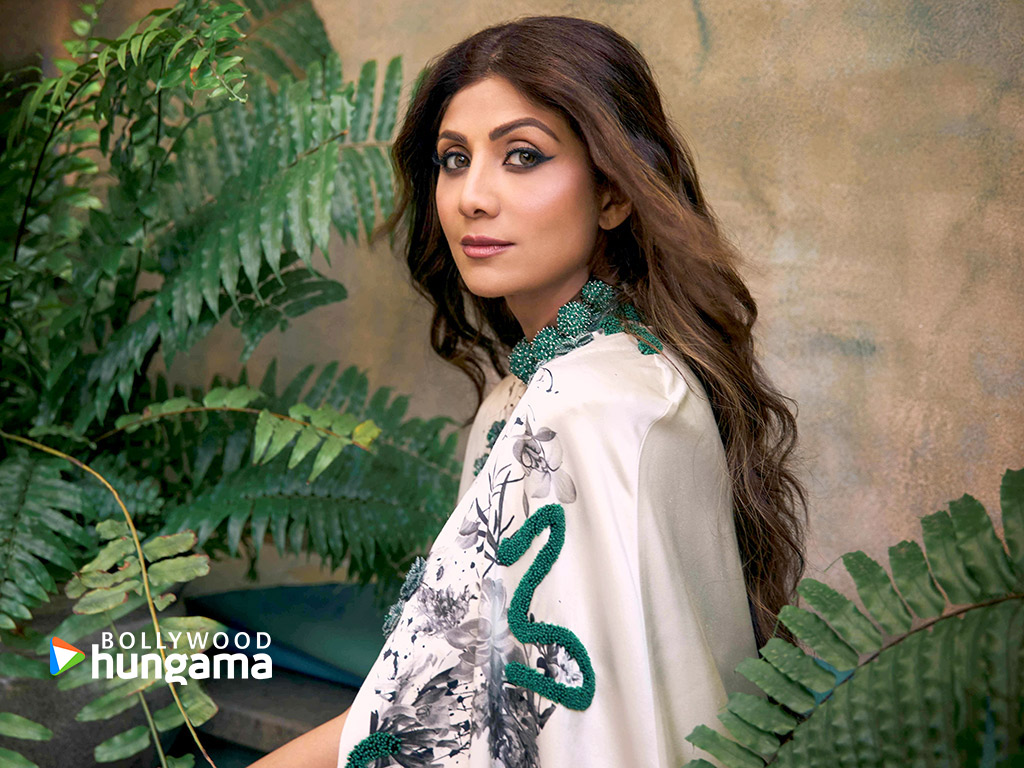 Shilpa Shetty Wallpapers | shilpa-shetty-3-135 - Bollywood Hungama