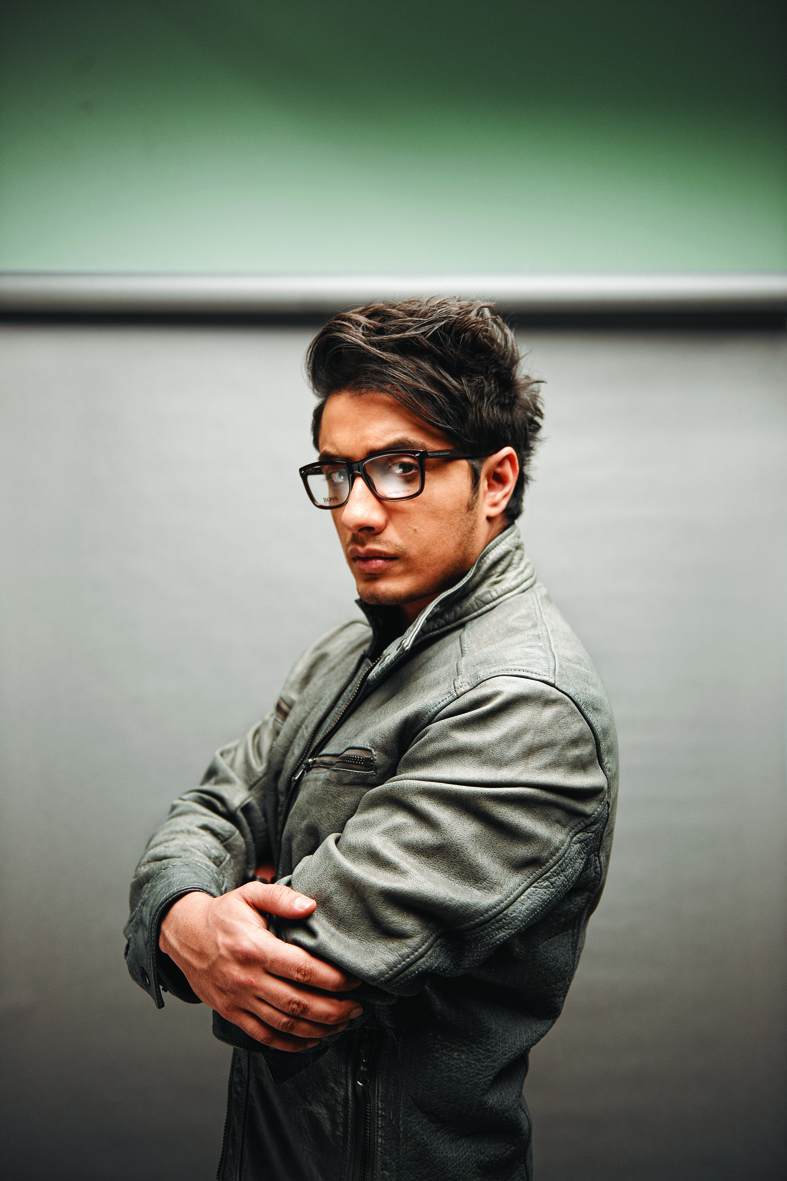 Ali Zafar twitter Live Updates - Bollywood Hungama