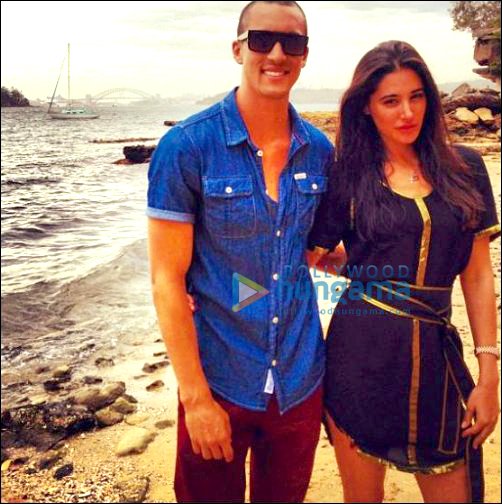 What is Nargis cooking in her kitchen? - Bollywood Hungama