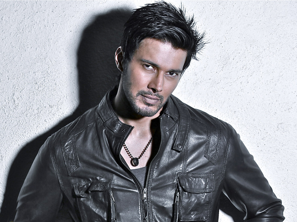 1920 Cast List | 1920 Movie Star Cast | Release Date | Movie Trailer ...