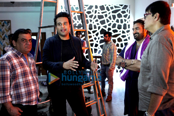 full-2-jugadu-5 | Full 2 Jugadu 2015 On The Set - Bollywood Hungama