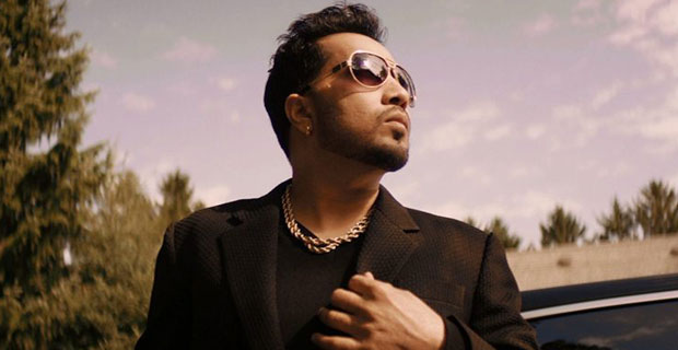 'Billo' Featuring Mika Singh, Hannah Simard - Bollywood Hungama