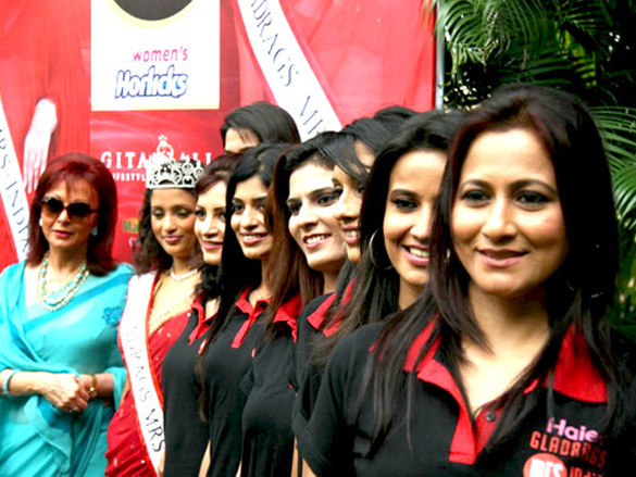 Maureen Wadia unveils Gladrags Mrs India contestants | Photo Of Maureen ...