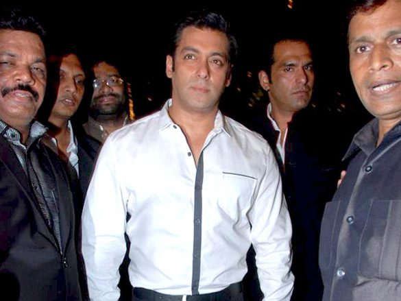 Salman, Urmila and Dilip Kumar at Nitish Rane’s wedding reception ...