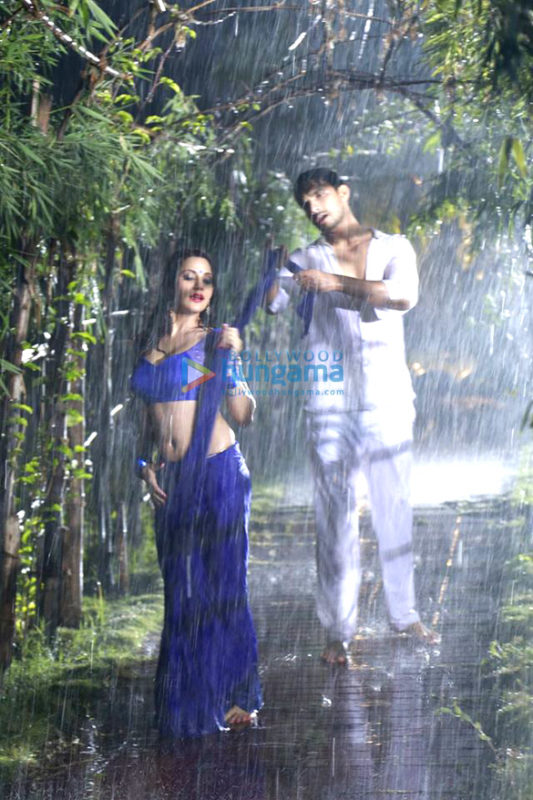 Chudail Story Movie: Review | Release Date (2016) | Songs | Music ...