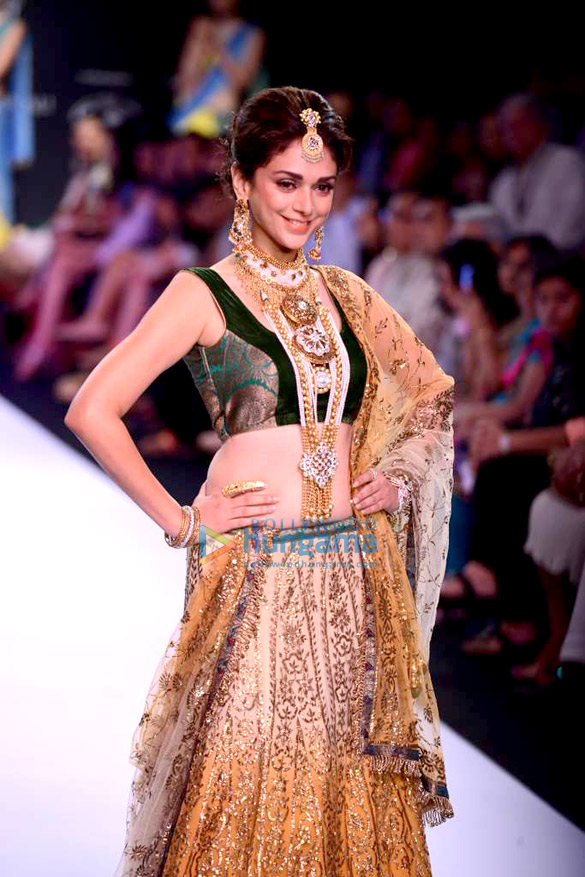 Aditi Rao Hydari walks the ramp for Dipti Amisha at IIJW 2013 | Aditi ...