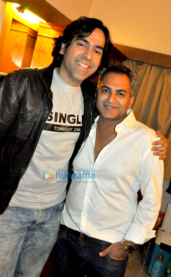 Celebs grace Preety Bhalla & Deepu Paul’s party | Sandeep Sachdev ...