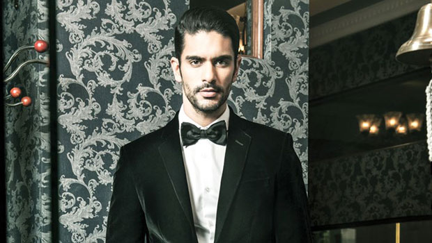 "Mr Bachchan Complimented Me For My Scenes In Pink": Angad Bedi ...