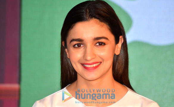 Alia Bhatt launches ‘Life Sim Experiential Game’ | Alia Bhatt Images ...