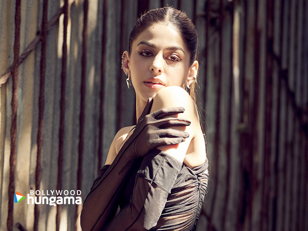 Alaya F Wallpapers | alaya-f-2-110 - Bollywood Hungama