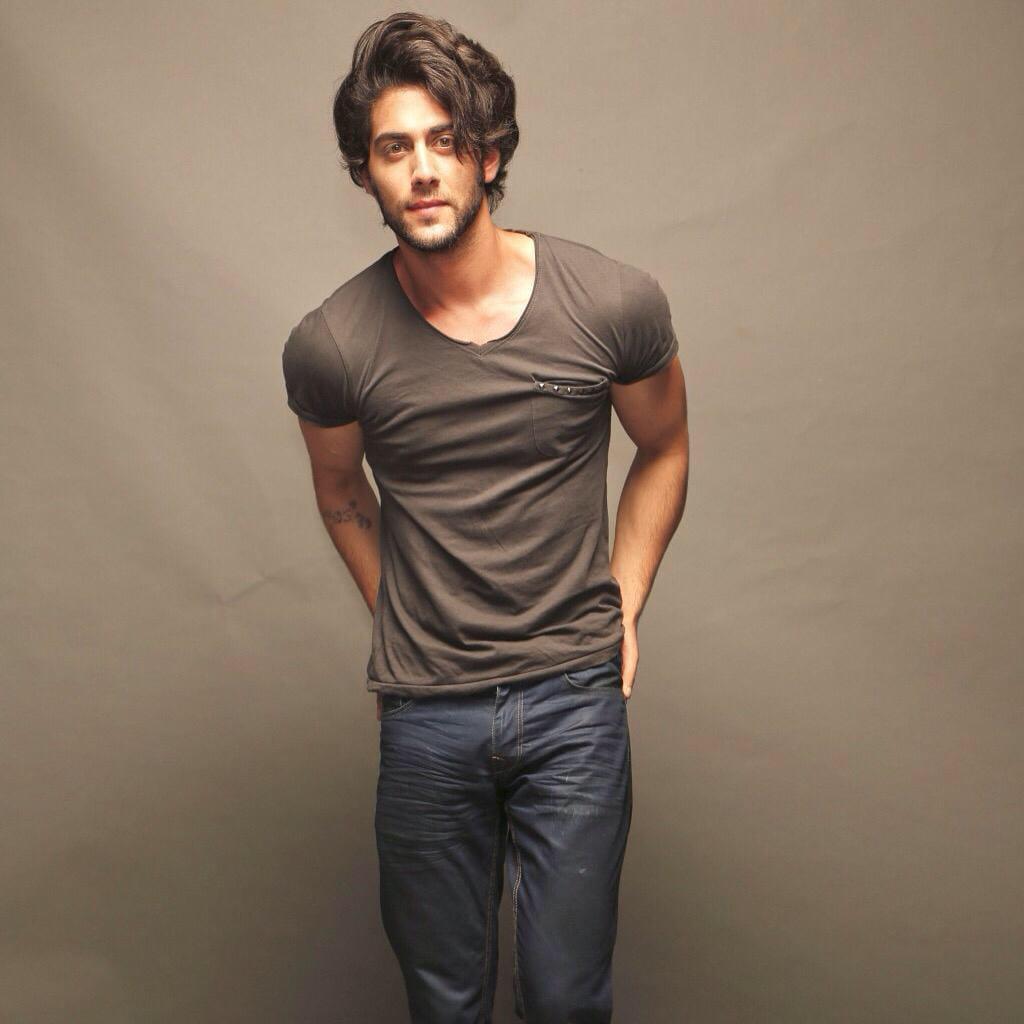 Ehan Bhat, Filmography, Movies, Ehan Bhat News, Videos, Songs, Images ...