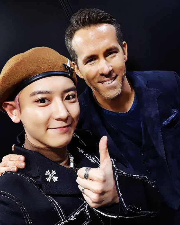 6 Underground star Ryan Reynolds meets Korean band EXO and fans are ...