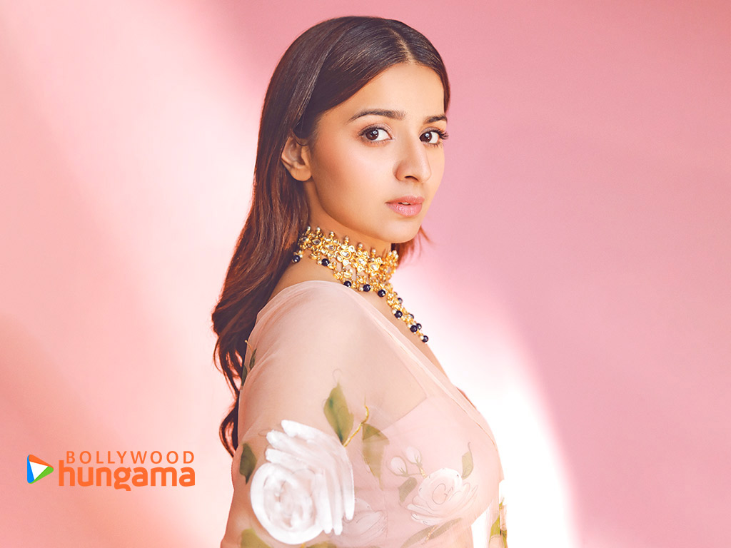 Mahima Makwana Wallpapers | mahima-makwana-1-3 - Bollywood Hungama