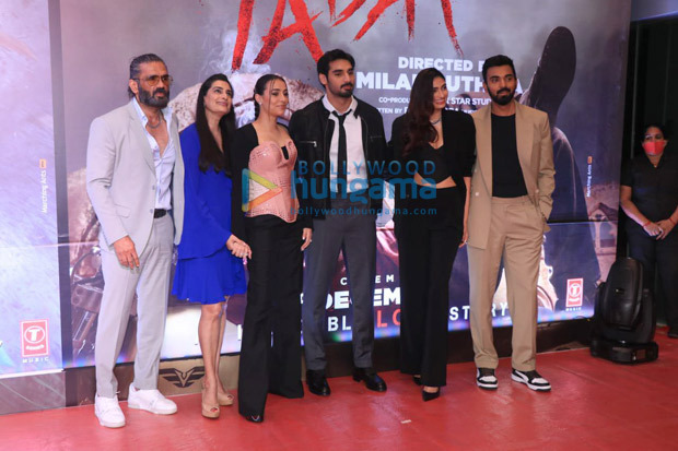 Athiya Shetty and KL Rahul make their first red carpet appearance ...