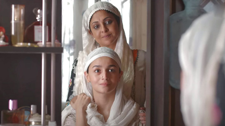 Darlings | Official Trailer | Alia Bhatt, Shefali Shah, Vijay Varma ...