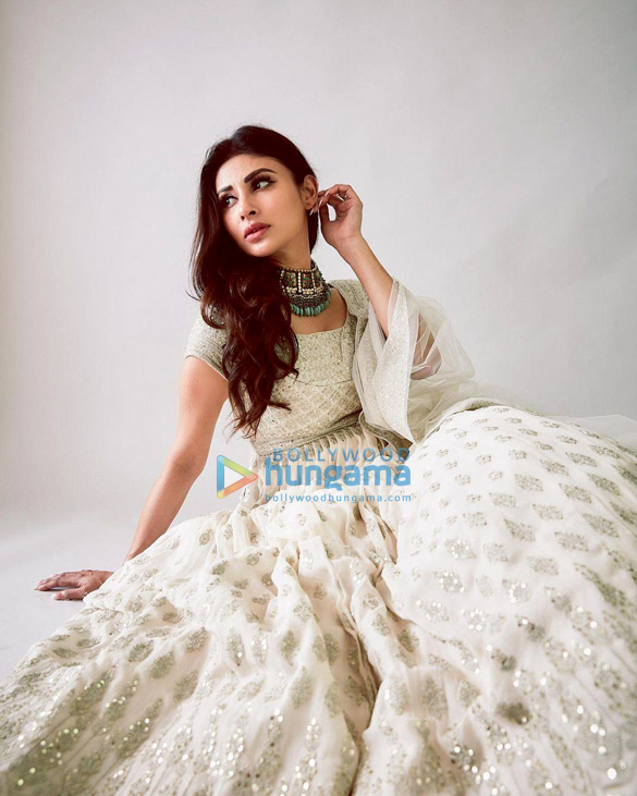 Mouni Roy Photos, Images, HD Wallpapers, Mouni Roy HD Images, Photos ...