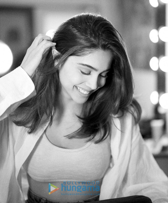 Photos, Images, HD Wallpapers, HD Images, Photos - Bollywood Hungama