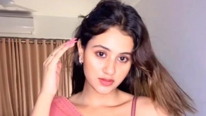 Anjali Arora’s gorgeous transformation in pink saree is just wow ...