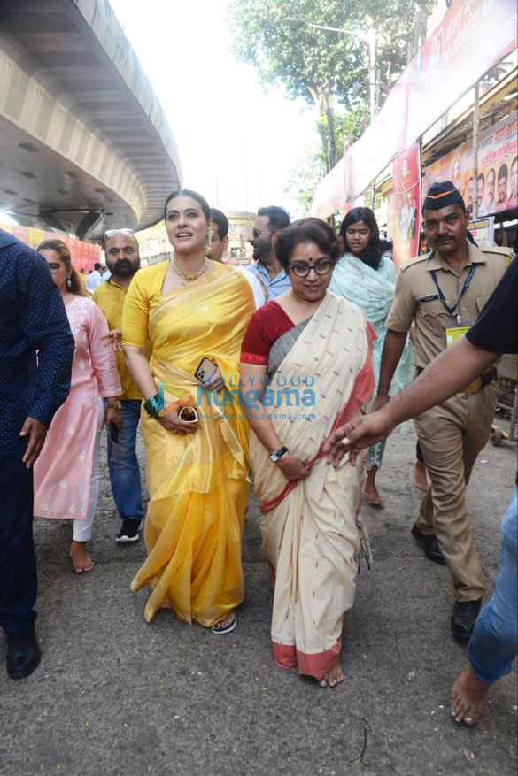 Photos Kajol and Revathi visit Lalbaugcha Raja to seek blessings (1 ...
