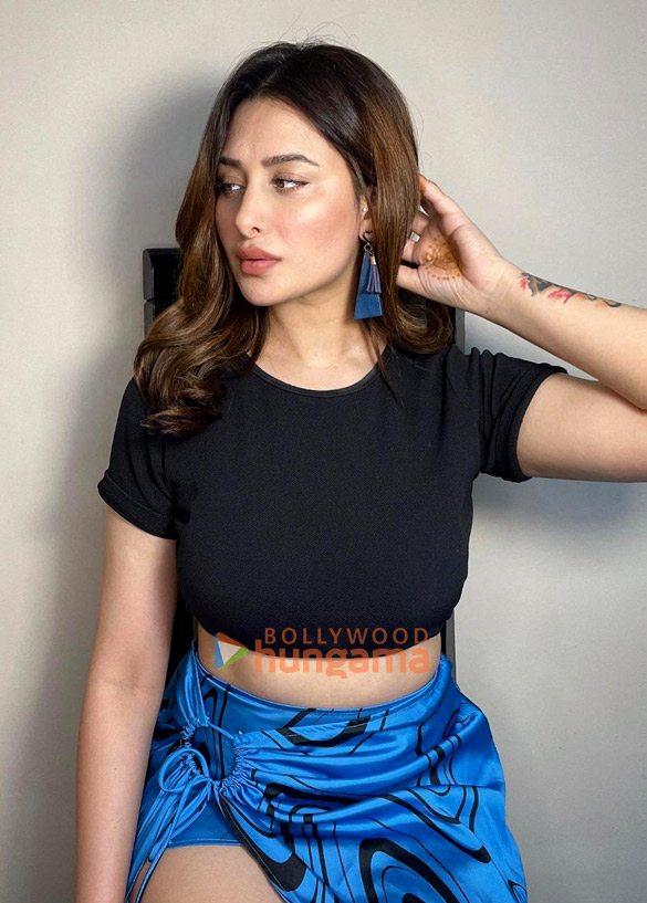 Mahira Sharma Photos, Images, HD Wallpapers, Mahira Sharma HD Images ...