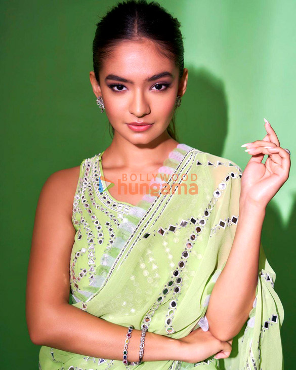 Anushka Sen Photos, Images, HD Wallpapers, Anushka Sen HD Images ...