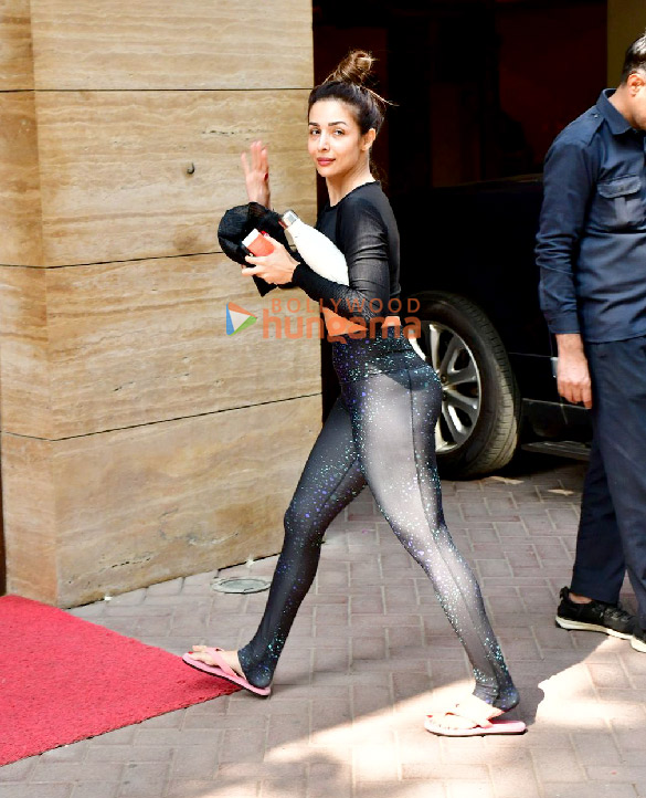 Photos Malaika Arora spotted in Bandra (3) | Malaika Arora Images ...