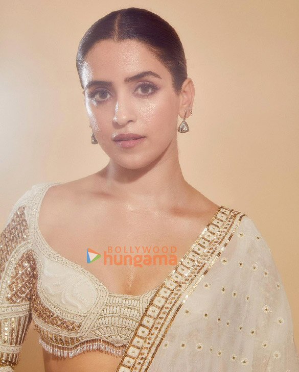 Sanya Malhotra Photos, Images, HD Wallpapers, Sanya Malhotra HD Images ...