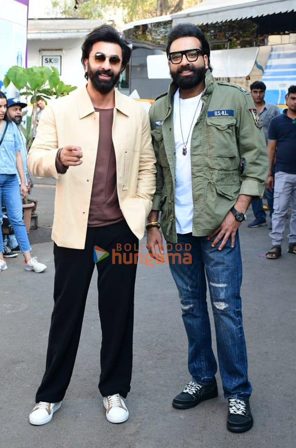 Photos: Ranbir Kapoor, Shraddha Kapoor and Anubhav Singh Bassi snapped ...