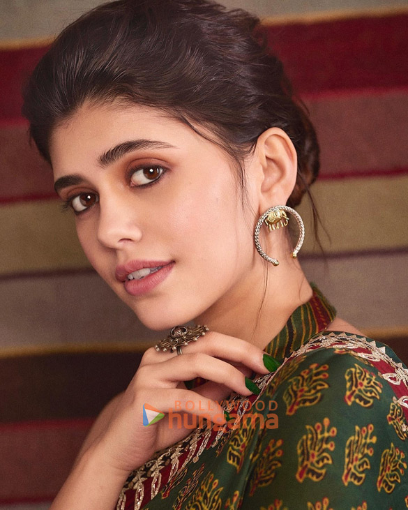 Sanjana Sanghi Photos, Images, HD Wallpapers, Sanjana Sanghi HD Images ...