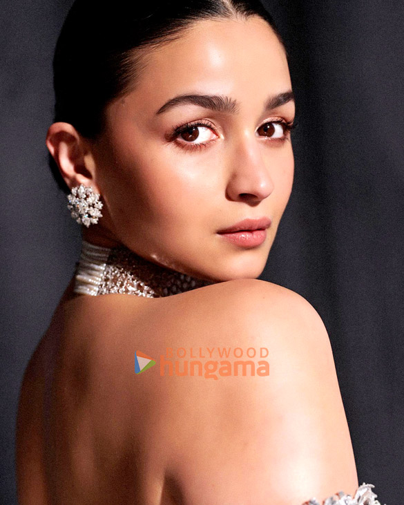 Alia Bhatt Photos, Images, HD Wallpapers, Alia Bhatt HD Images, Photos ...