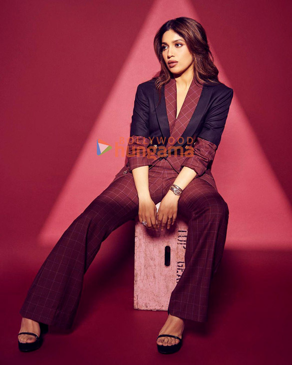 Bhumi Pednekar Photos, Images, HD Wallpapers, Bhumi Pednekar HD Images, Photos - Bollywood Hungama