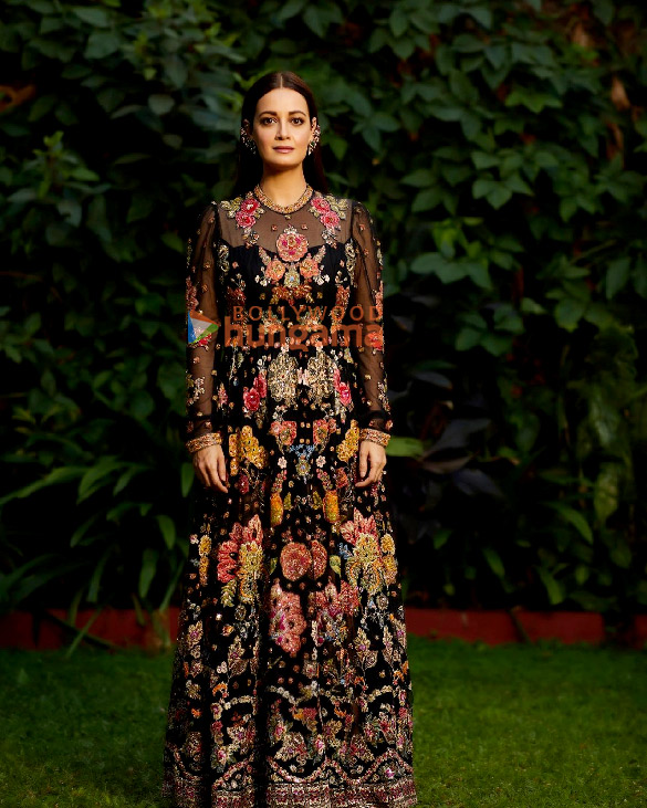 Dia Mirza Photos, Images, HD Wallpapers, Dia Mirza HD Images, Photos ...